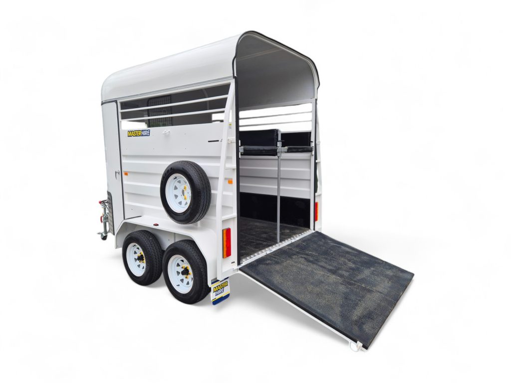 Double Horse Floats for Hire | Master Hire