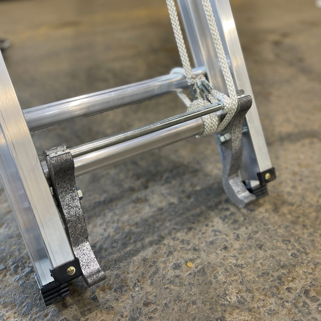 11.27m Extension Ladders (37ft) for Hire | Master Hire