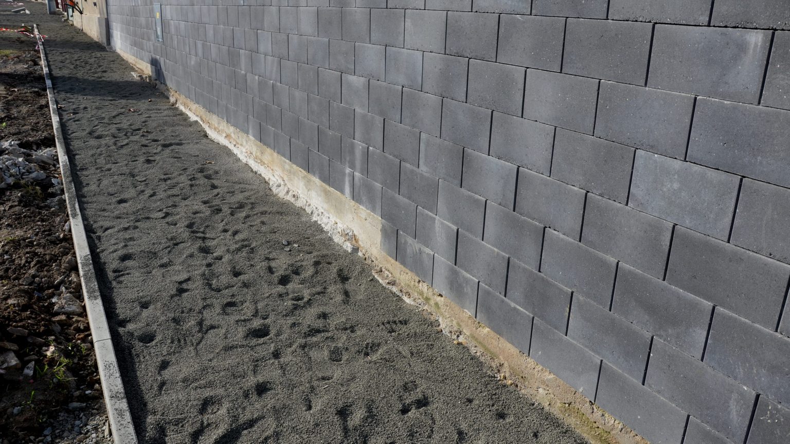 7 Must-Know Tips for Digging a Shed Slab Yourself | Master Hire